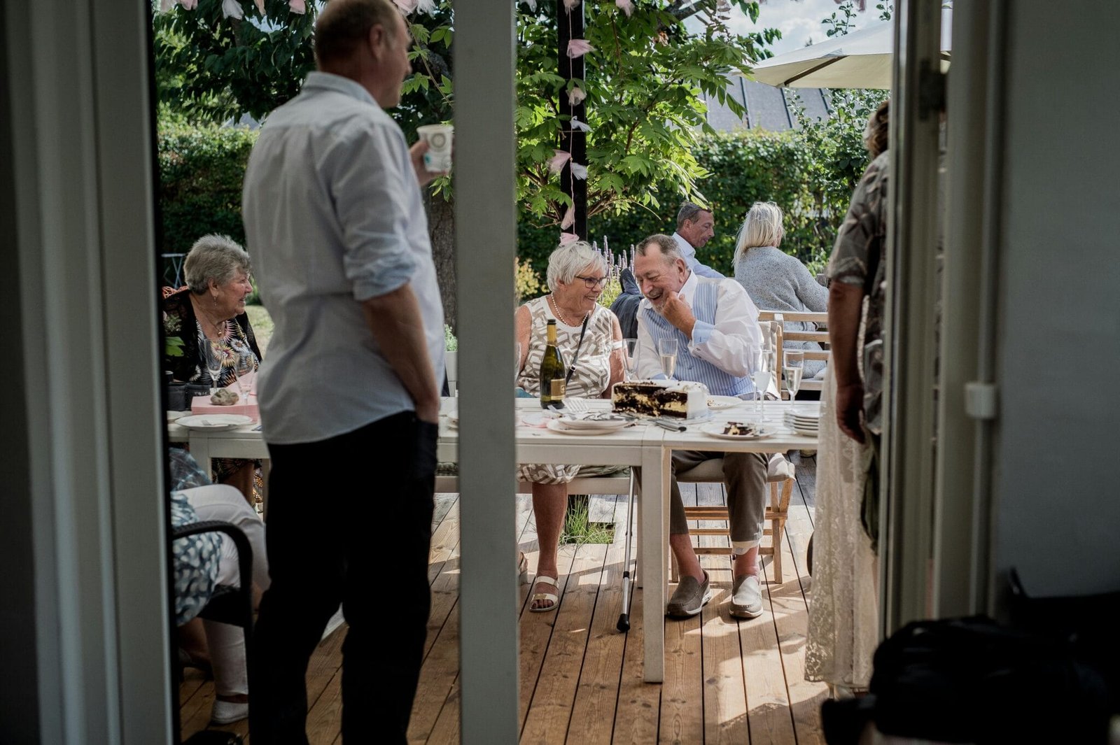 18 Classic Entertaining Tips That Will Wow Your Guests Today – Takes Me ...