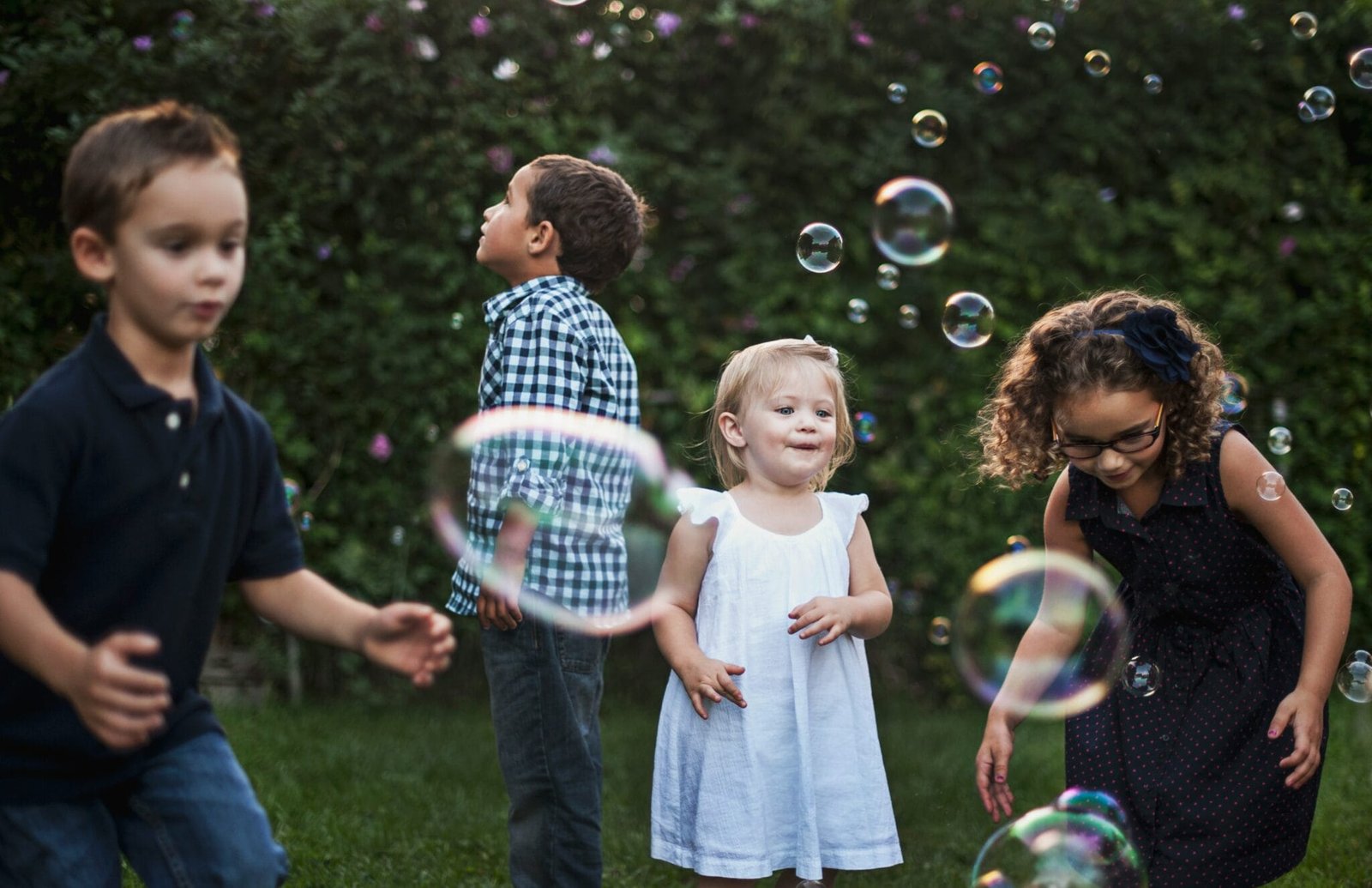 What We Miss About Life Before the Internet: 13 Ways It Made Us Closer ...