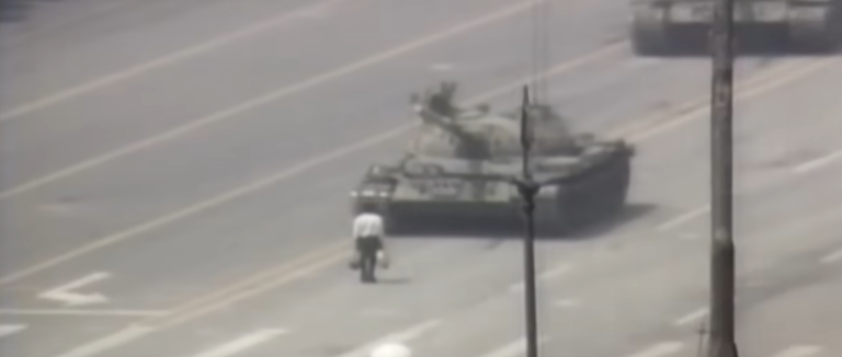 12 of the Most Iconic News Images That Changed A Generation – Takes Me Back
