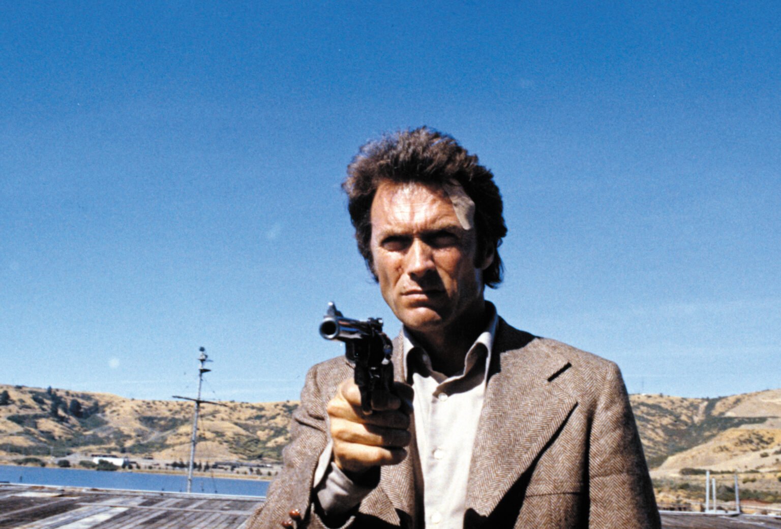 12 Things Clint Eastwood Fans Never Knew About Dirty Harry’s Gun ...