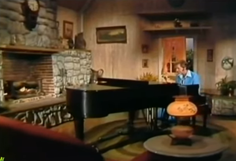 The 15 Most Iconic Muzak Songs That Defined Elevator Music – Takes Me Back