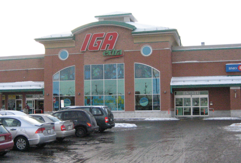 13 Photos of Grocery Stores Dating Back to the 1950s – Takes Me Back