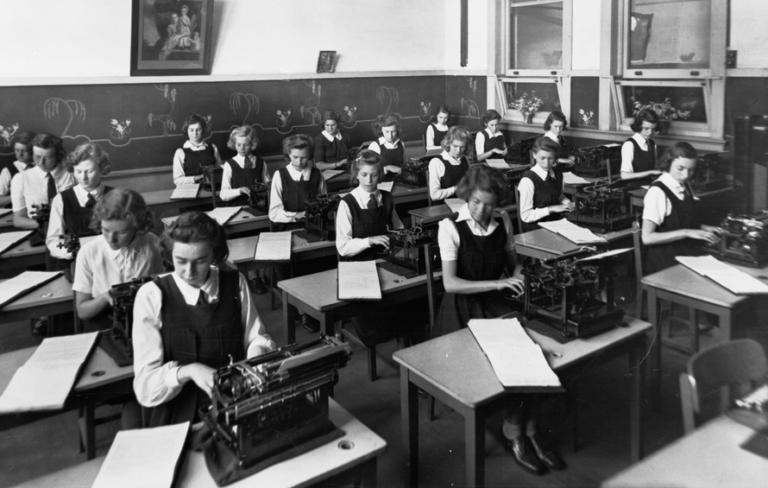15 80’s Things Kids Will Never Experience Today – Takes Me Back