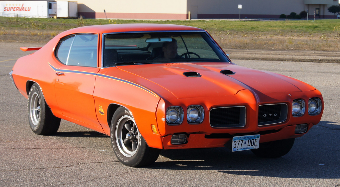 15 Old-School Cars from the ’70s That Defined the Road – Takes Me Back