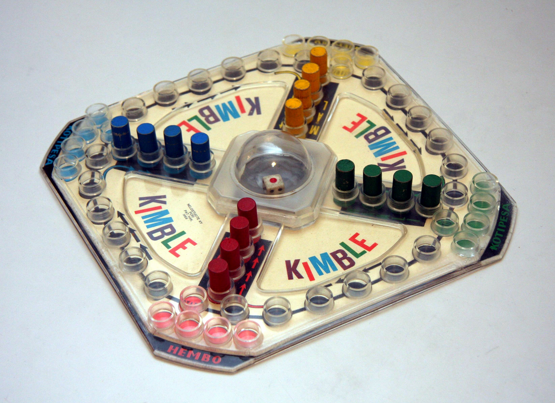 13 Classic Board Games We Were Totally Obsessed With in the ’70s ...