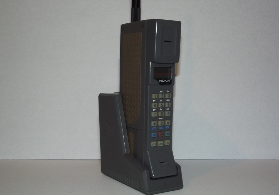 15 ’80s Tech Gadgets That Seemed Futuristic at the Time – Takes Me Back