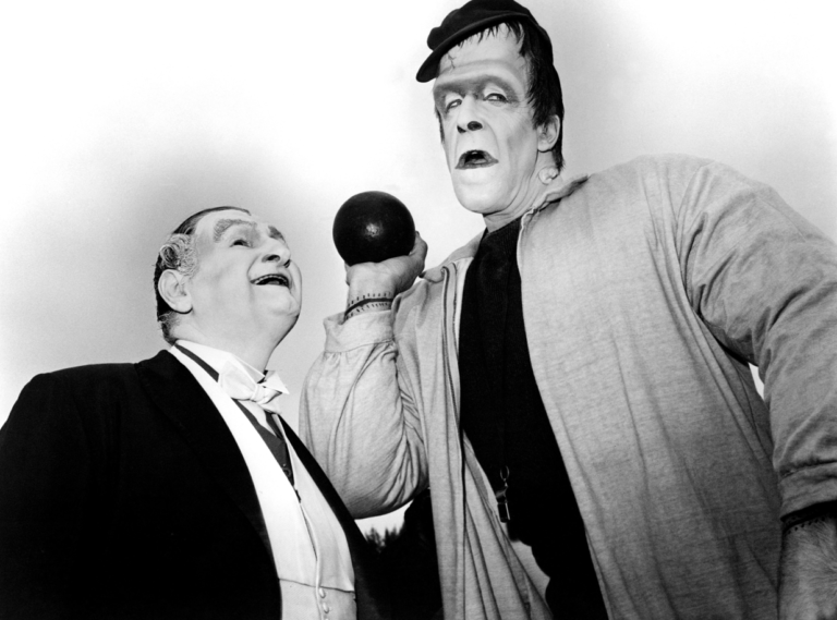 12 Behind-the-Scenes Facts About The Munsters That Will Surprise You ...
