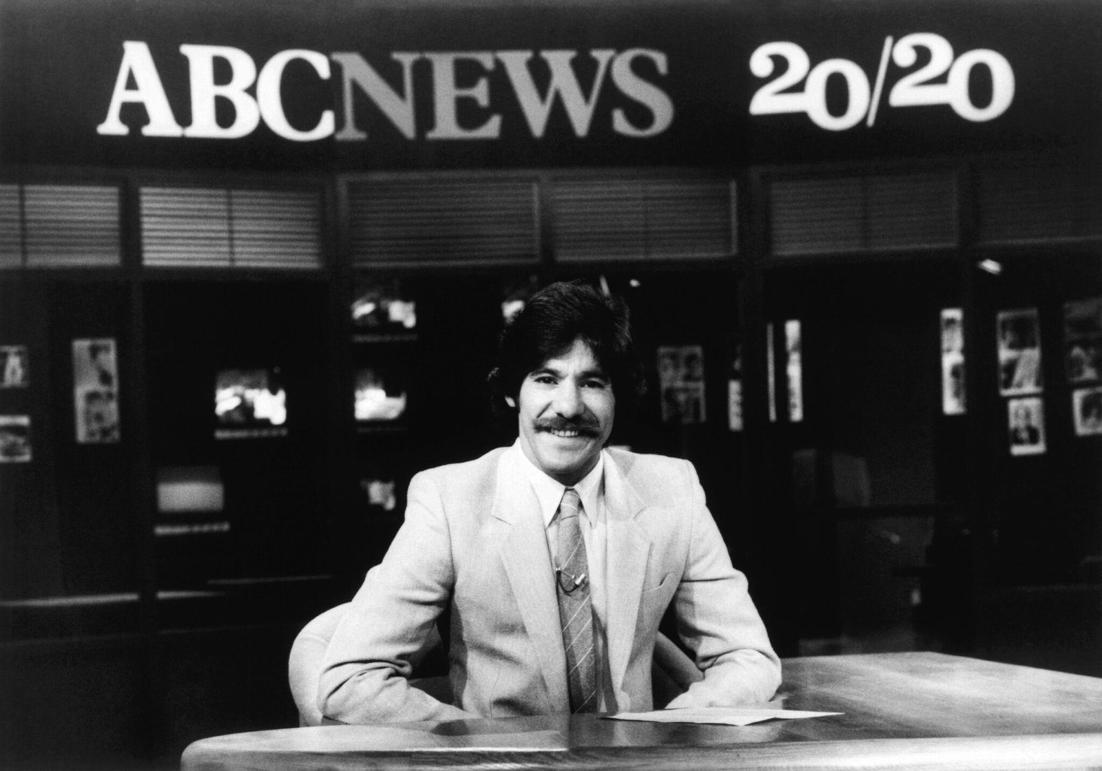 13 Talk Show Hosts from the ’70s That Everyone Talked About at Work the ...