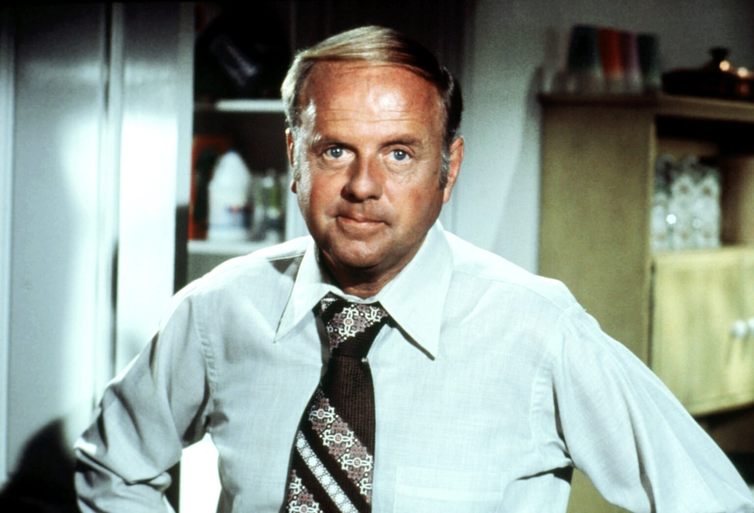 12 Sitcom Dads from the Past Who Had Some of the Best Life Lessons ...