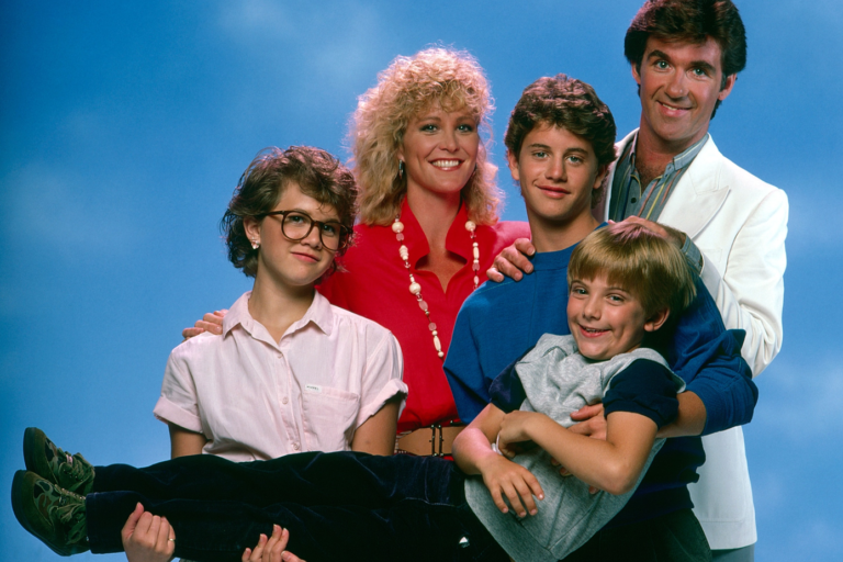 12 Sitcom Dads from the Past Who Had Some of the Best Life Lessons ...