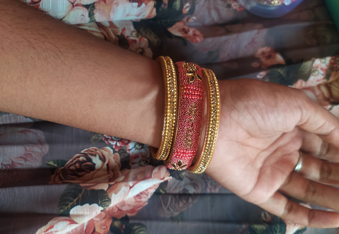 12 Fashion Accessories from the ’80s That Could Take Over an Entire ...