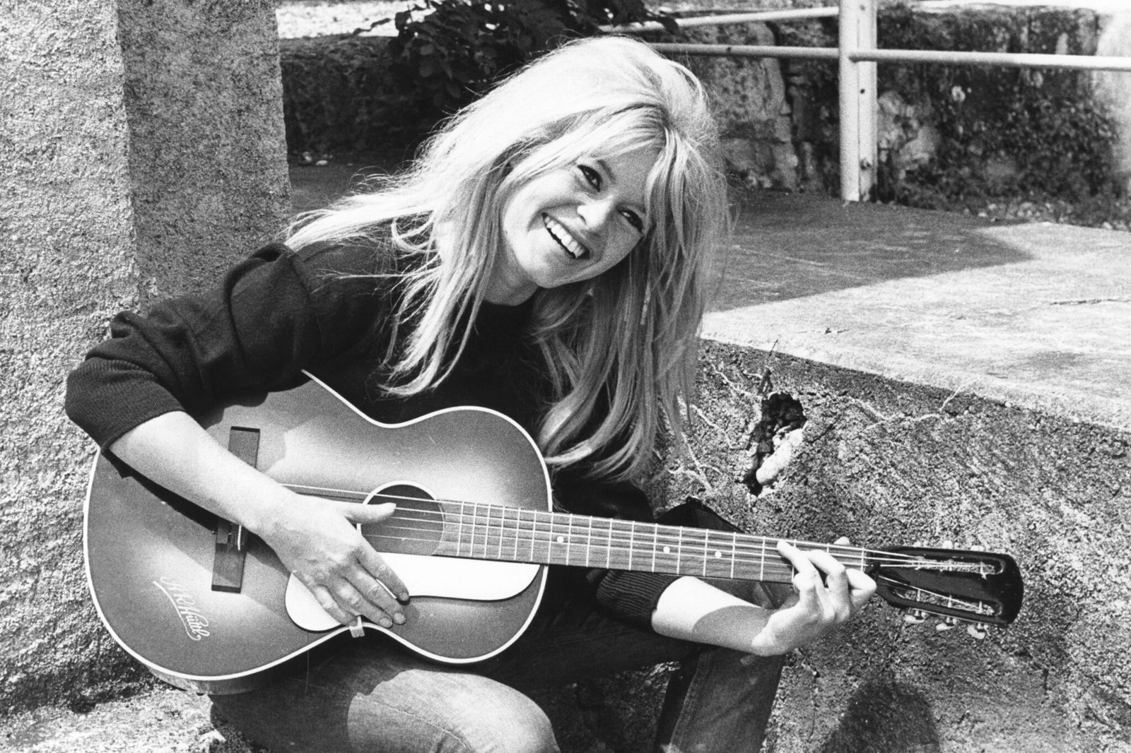 14 ’60s Fashion Icons Who Changed How We Thought About Style – Takes Me ...