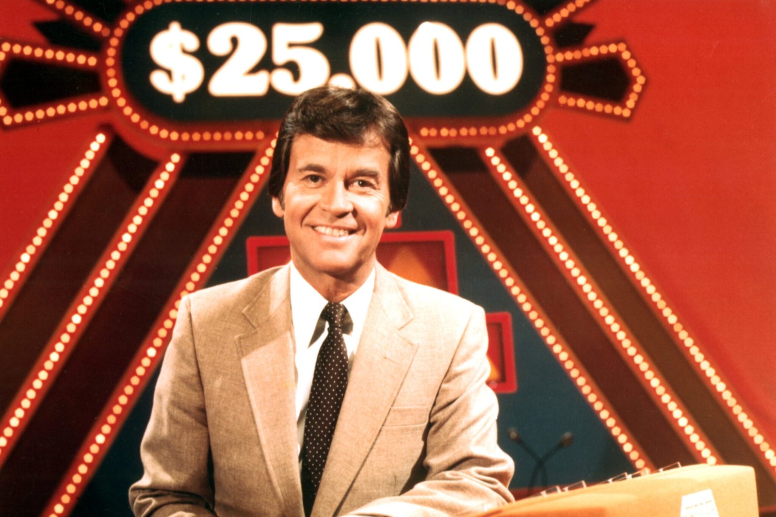 14 TV Hosts from the ’60s Who Dominated Prime Time – Takes Me Back