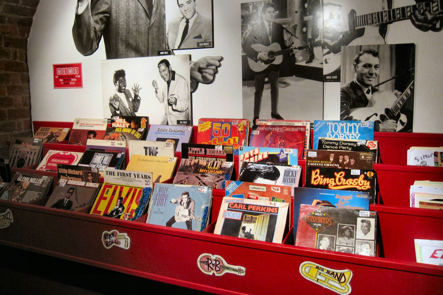 18 Forgotten ’80s Record Store Memories That Only True Fans Recall ...
